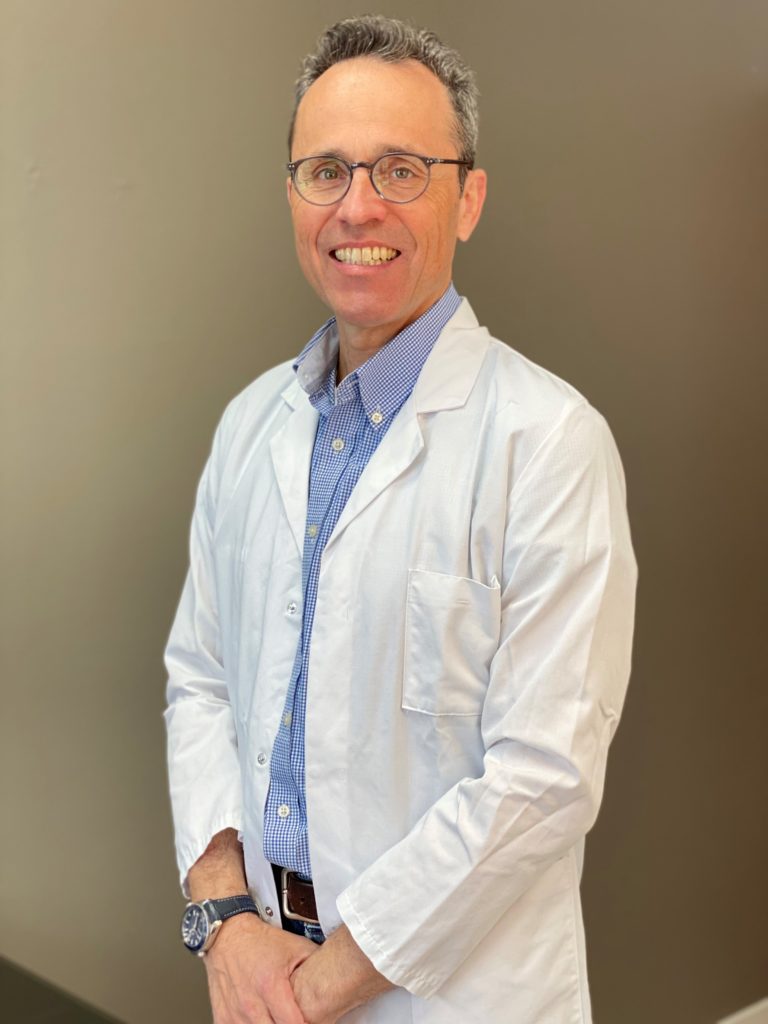 Découvrez tous nos médecins chirurgiens agréés